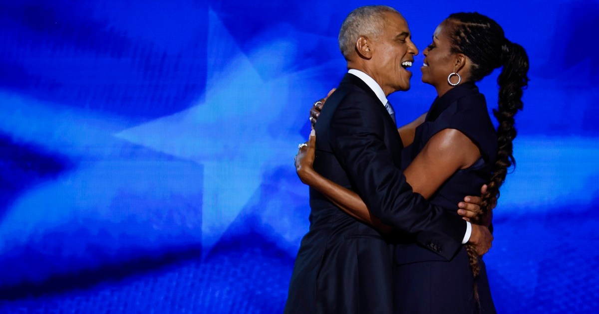Michelle Obama Dismisses Barack Divorce Rumors With Wedding Ring ...