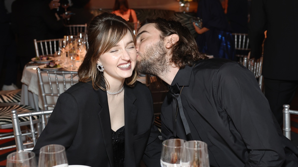 Kaitlyn Dever & Rumoured Boyfriend Ethan Dawes Relationship Explained ...