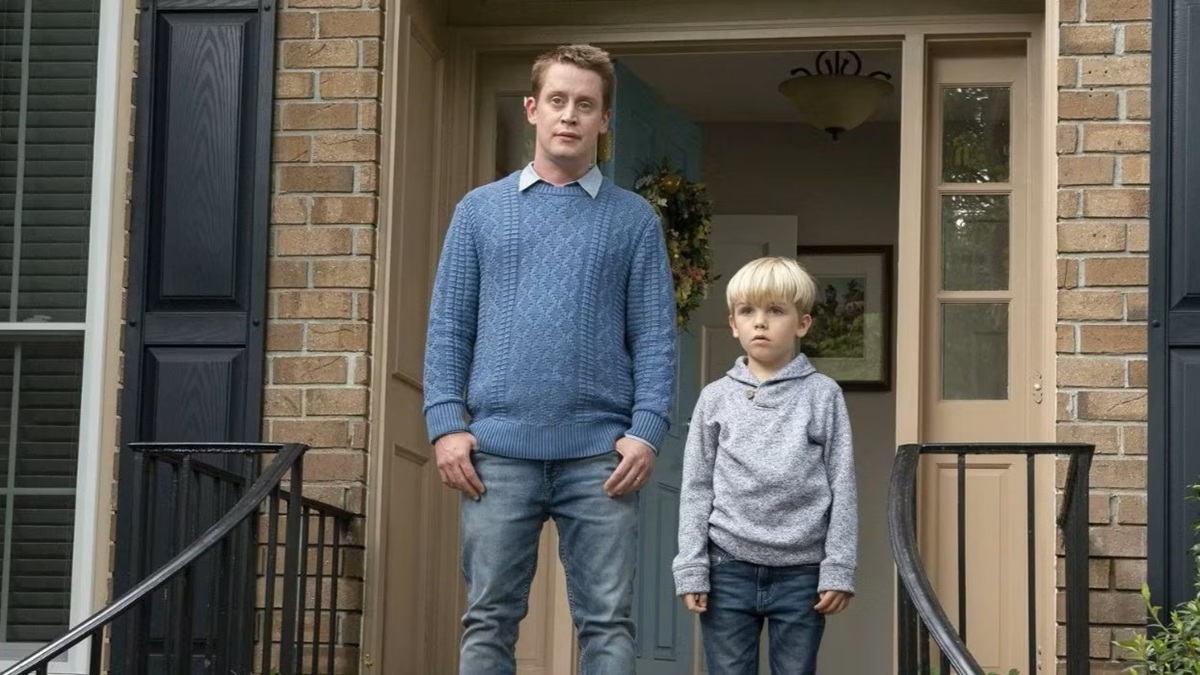 Macaulay Culkin Opens Up About His Father, Calls Him 'Bad Man' - Mandatory