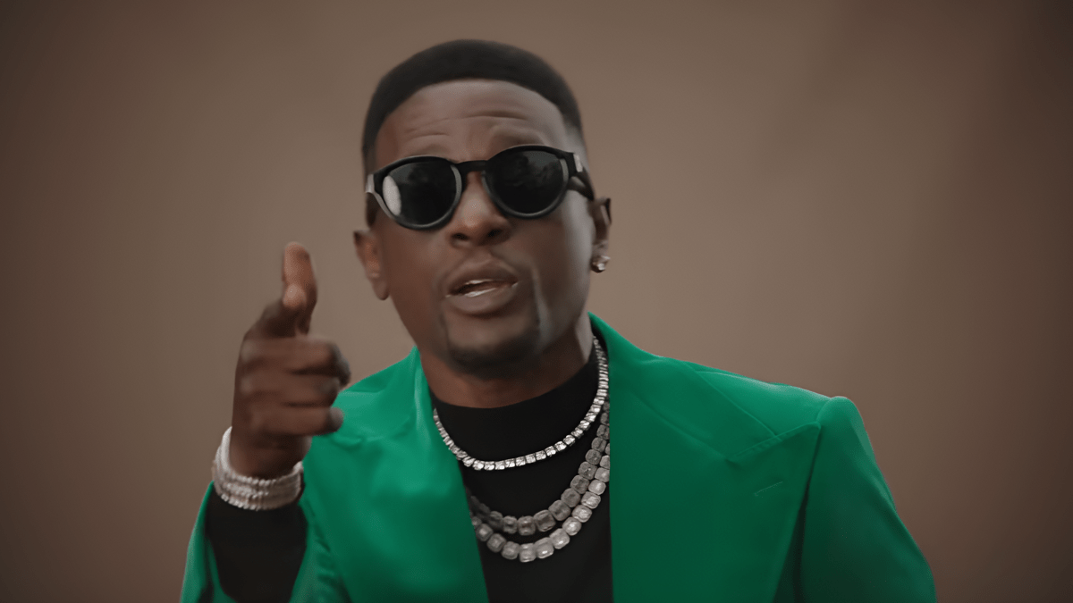 Rapper Lil Boosie Badazz Involved In Car Accident - Mandatory