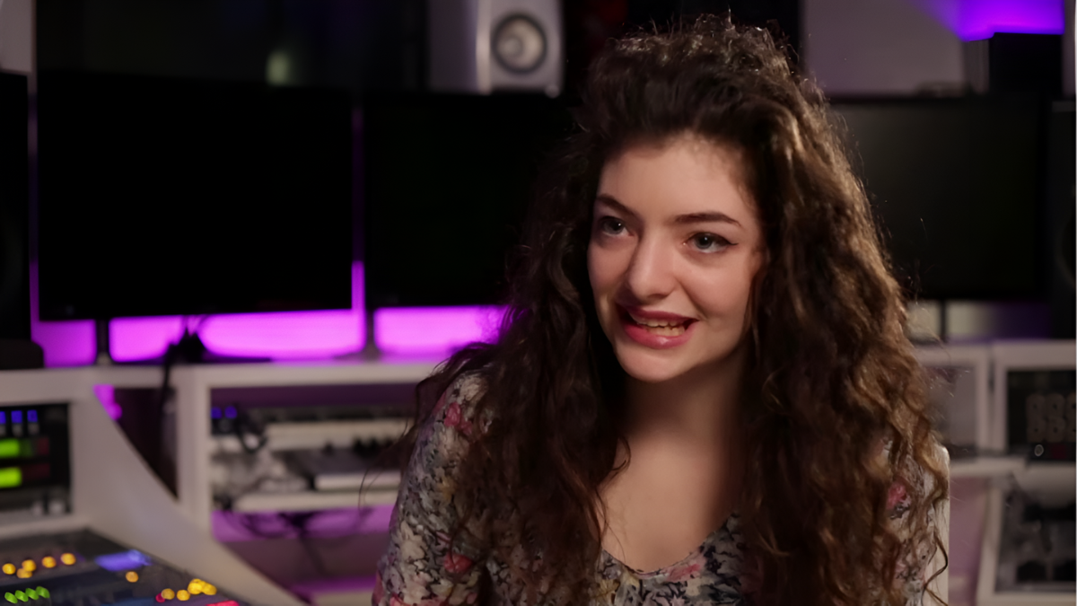Who Is Lorde's Boyfriend & What Is Her Dating History? - Mandatory
