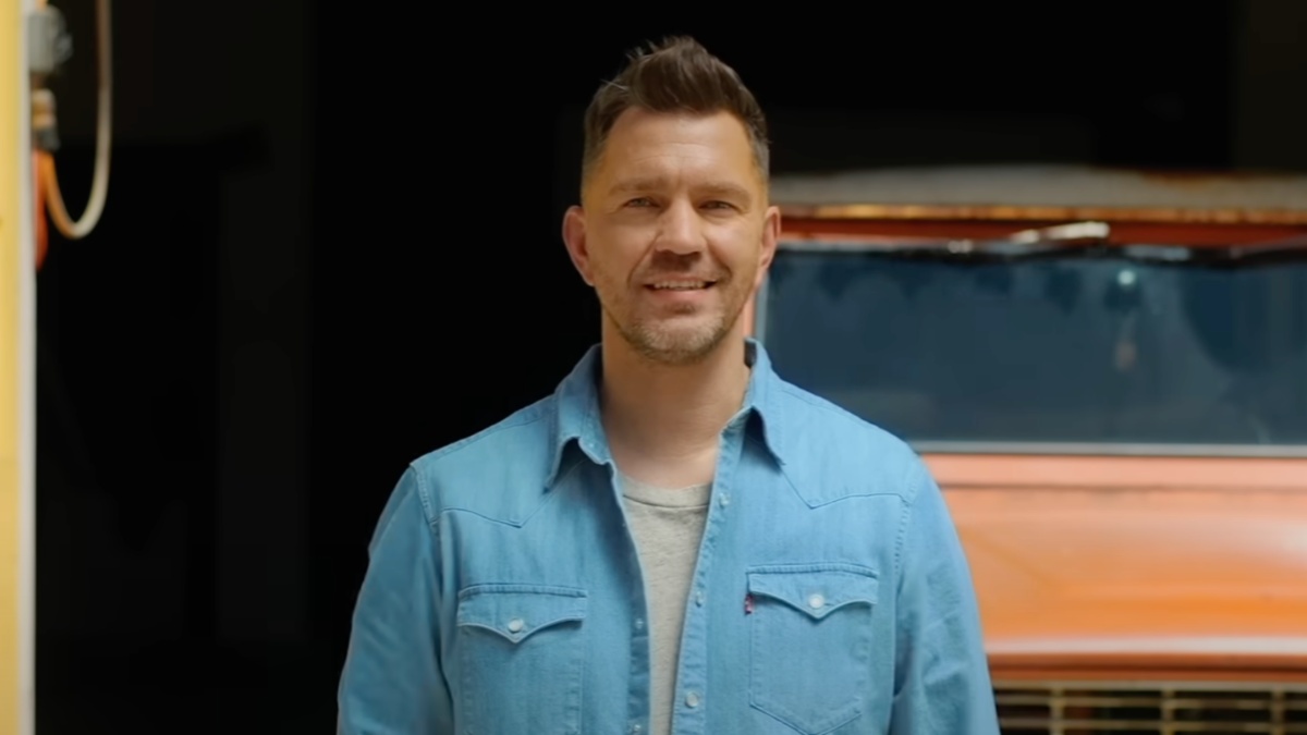 Who Is Andy Grammer's Wife, Aijia & How Many Kids Do They Have? - Mandatory