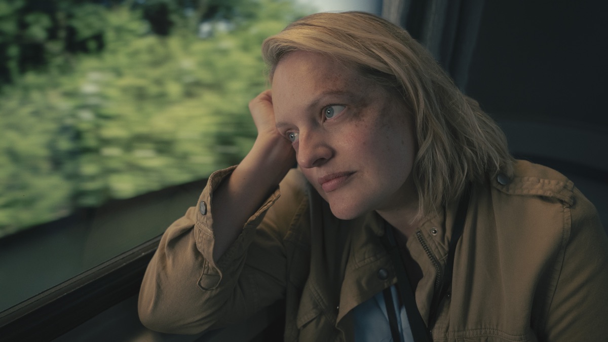 The Handmaid's Tale Creators on Why June & Hannah Didn't Reunite in ...