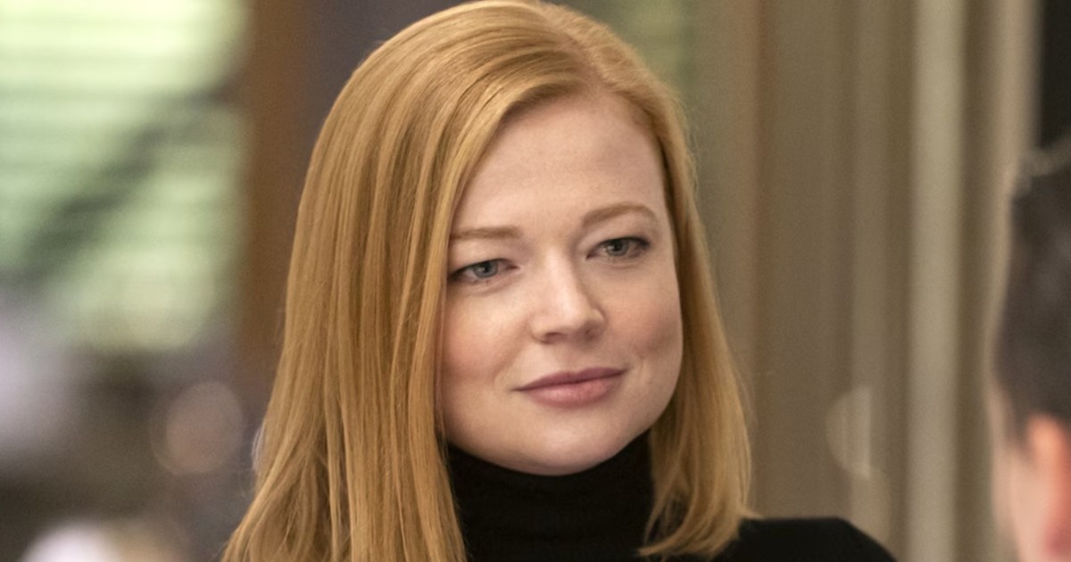 Succession's Sarah Snook Wins First Tony Award for 26-Role Performance ...