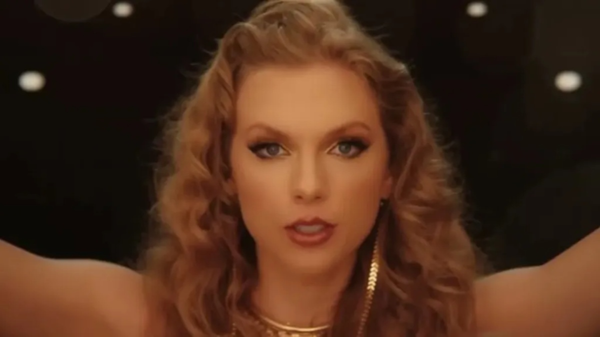 ‘Taylor Swift Jet Tracker’ Trend Explained Amid Fans Trying to Track ...