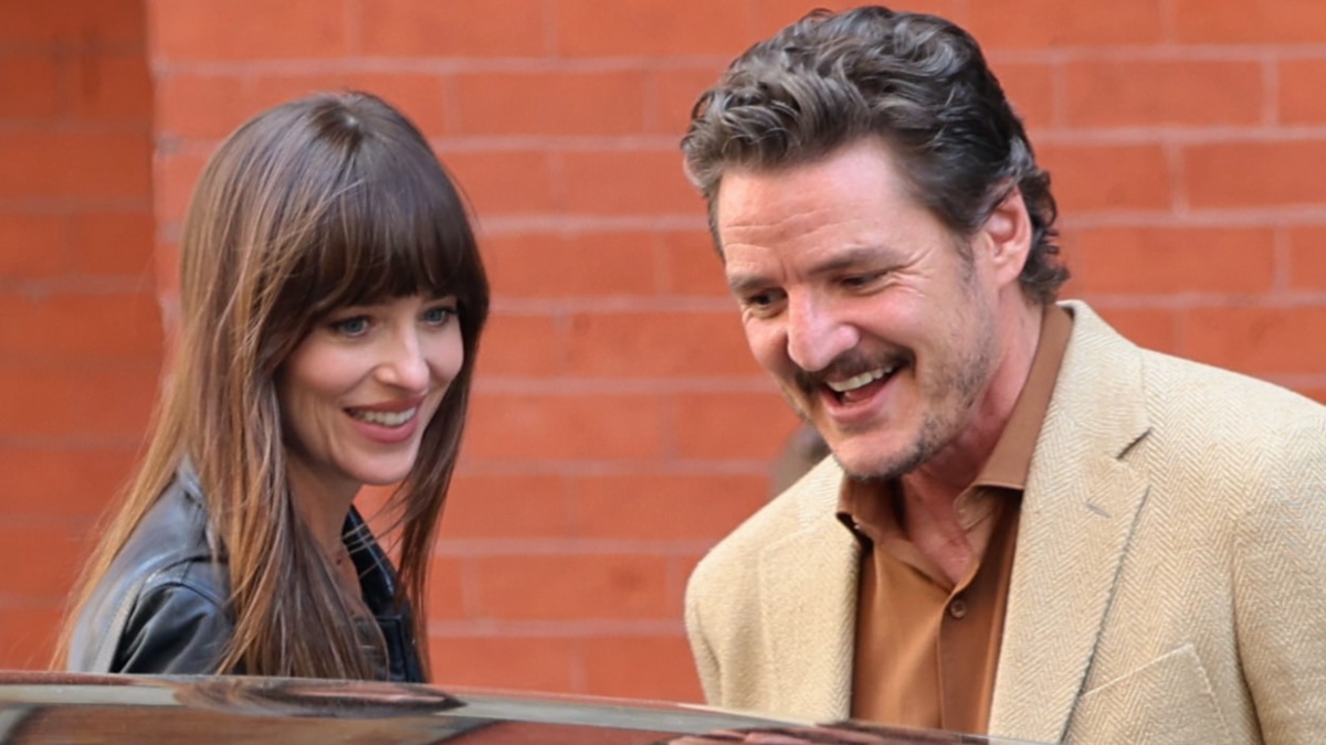 Dakota Johnson Shares Her Experience Working With Pedro Pascal on ...
