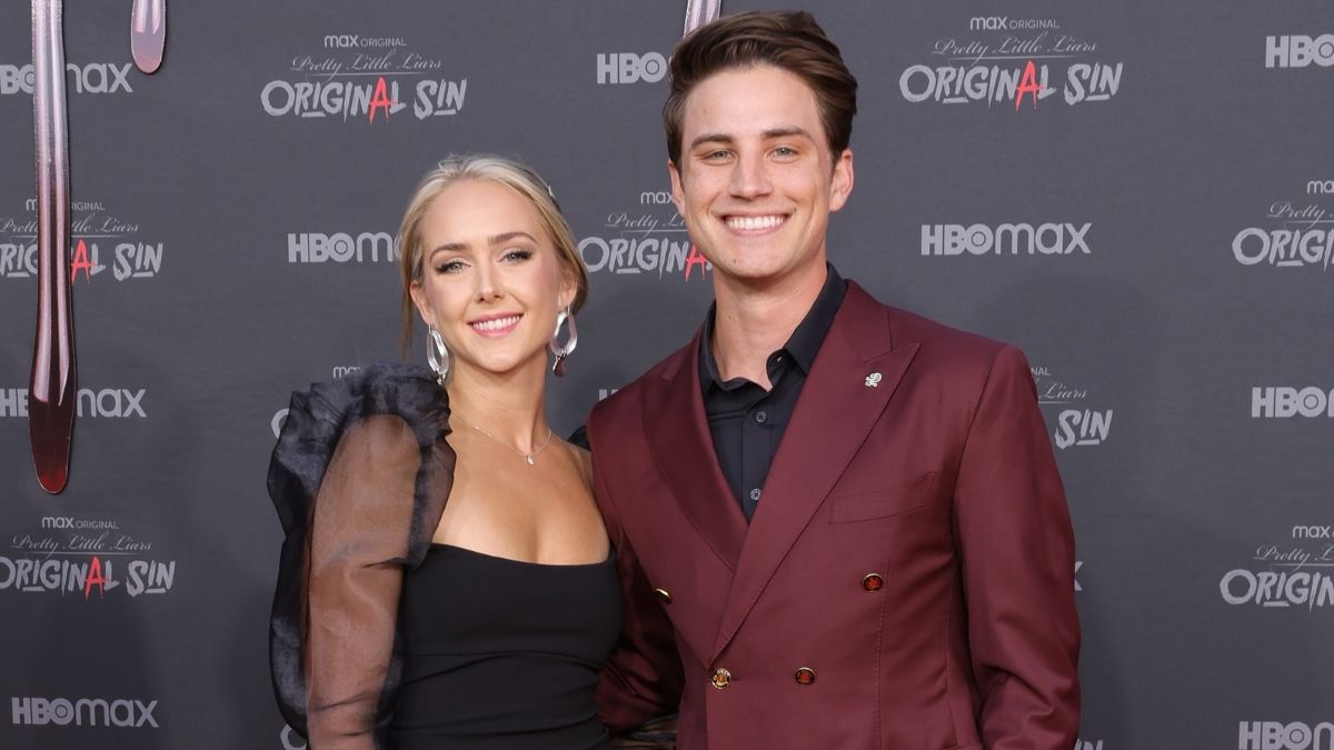 Who Is Carson Rowland's Wife, Maris & What Is Their Relationship ...