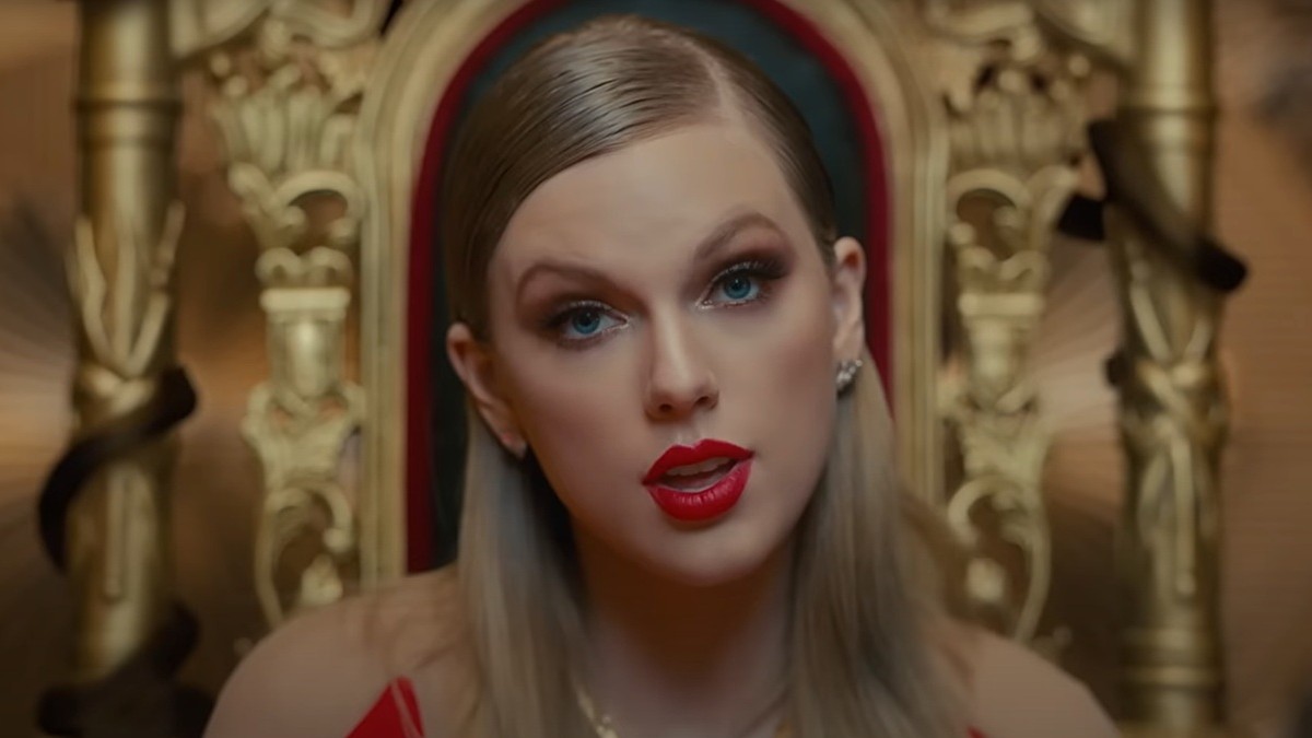 Matt Berninger Compares Taylor Swift to John Lennon - Mandatory