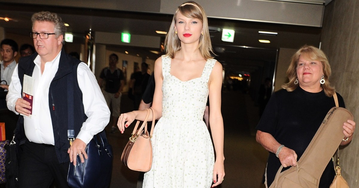 Why Is 'Are Taylor Swift's Parents Divorced?' Trending? - Mandatory