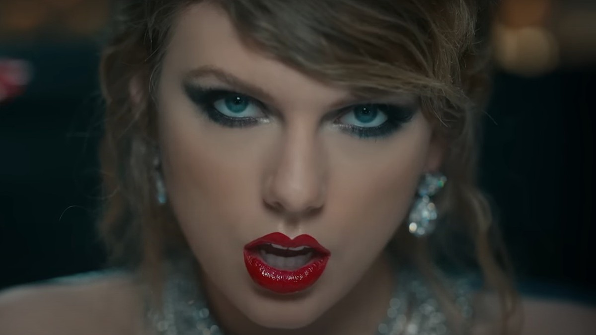 Taylor Swift Gets 13 New Eras Tour-Inspired Wax Figures by Madame ...
