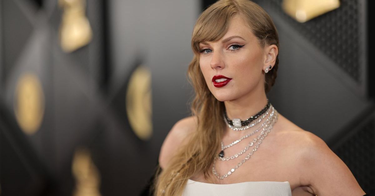 Taylor Swift Was by Her Dad’s Side While He Underwent Quintuple Bypass ...