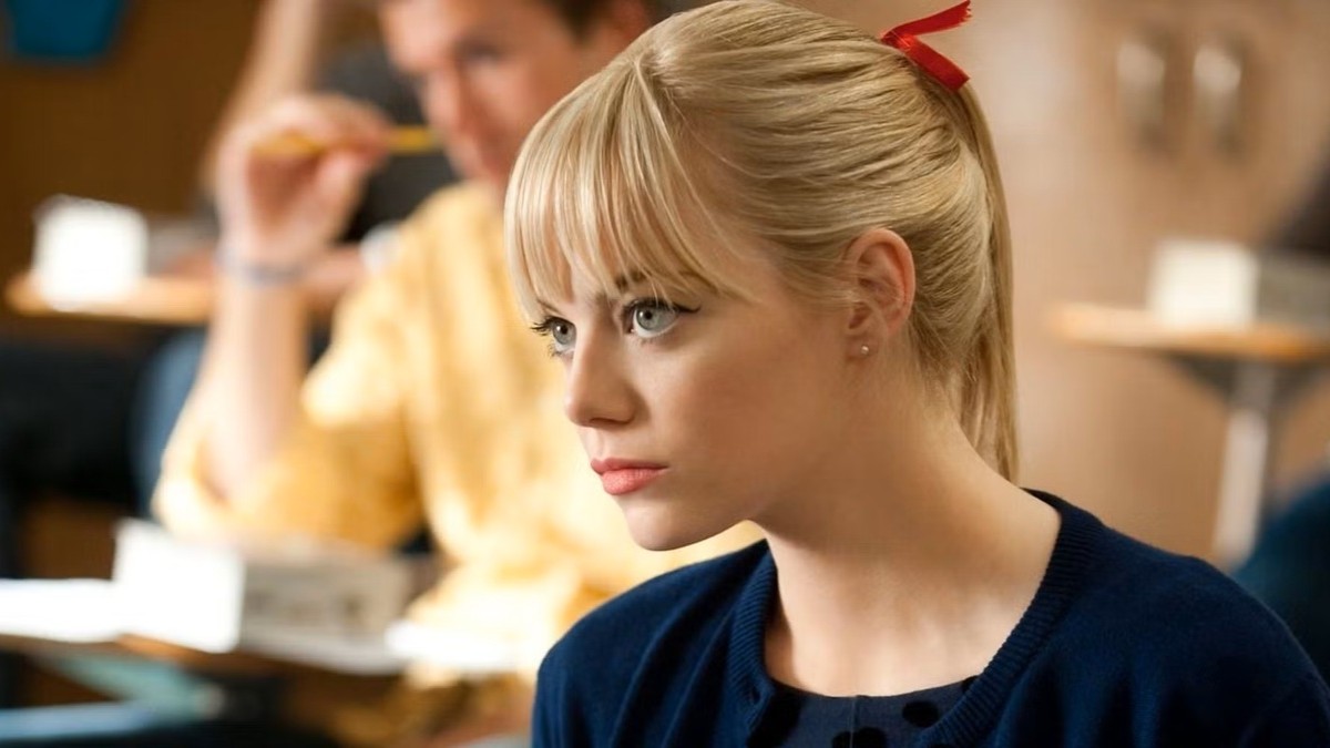 Emma Stone Says She's 'Straight-Up Bald' & Wore Wigs to Hide It - Mandatory