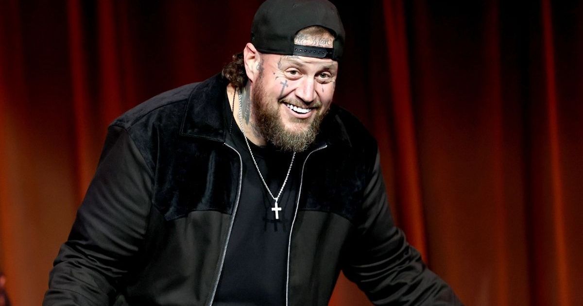 Jelly Roll Shows Off New Figure After Losing 200 Pounds - Mandatory