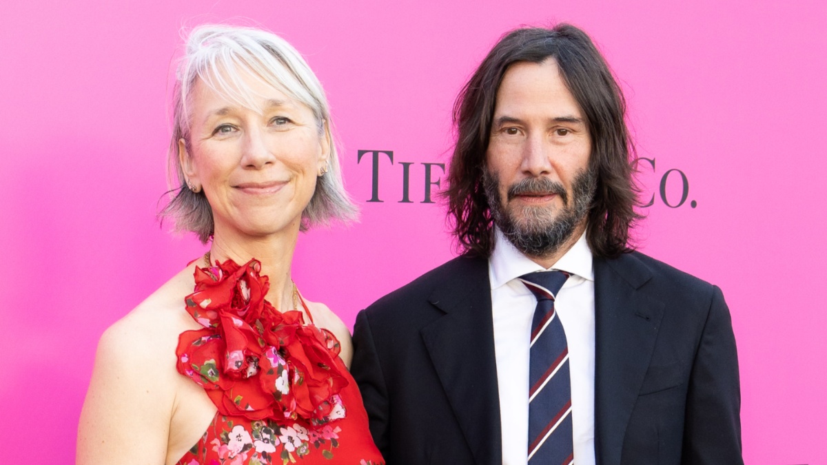Keanu Reeves' Publicist Sets Record Straight on Alexandra Grant ...