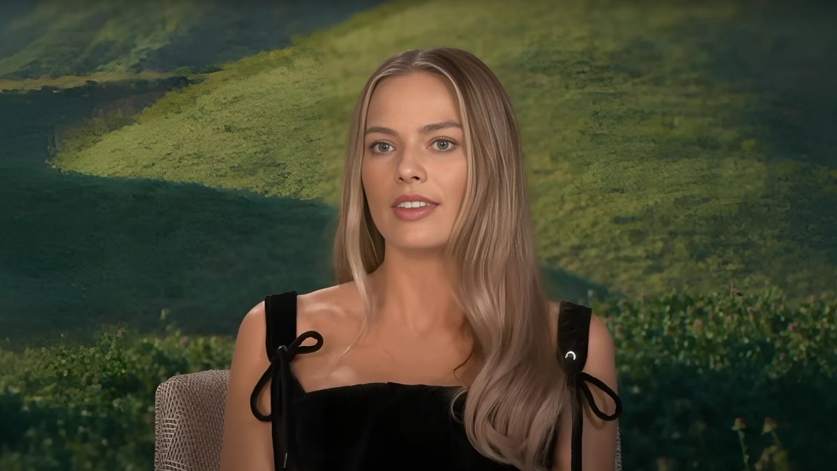 Margot Robbie Had This Twilight Actor's Posters While Growing Up ...