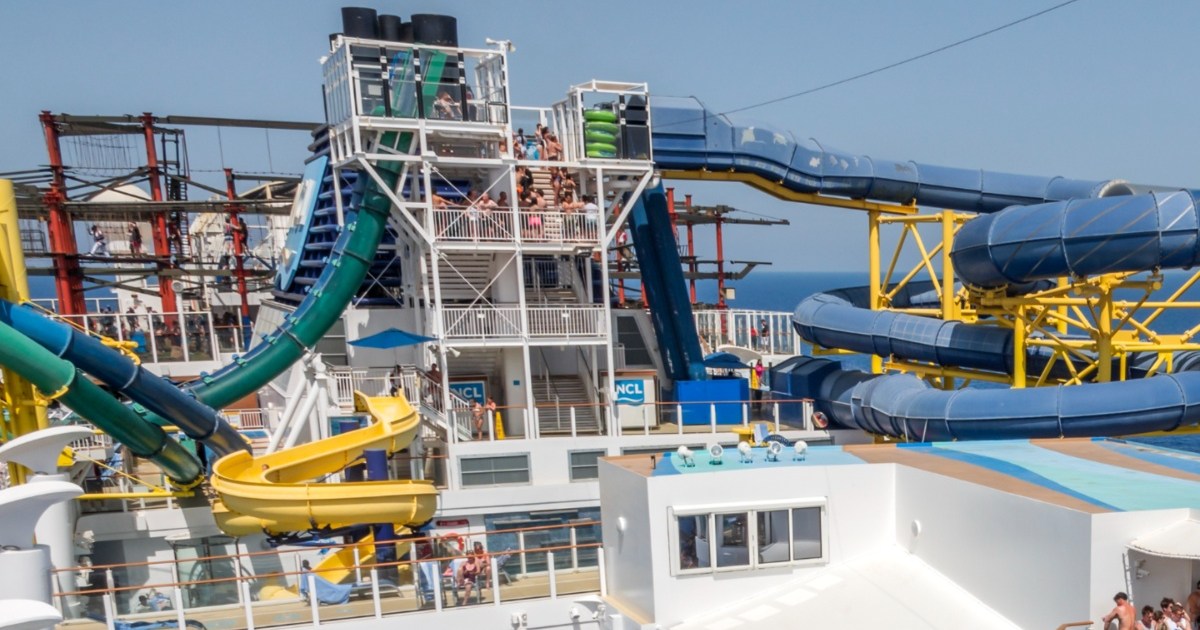 Woman Stuck in a Waterslide on Norwegian Cruise in Viral Clip - Mandatory