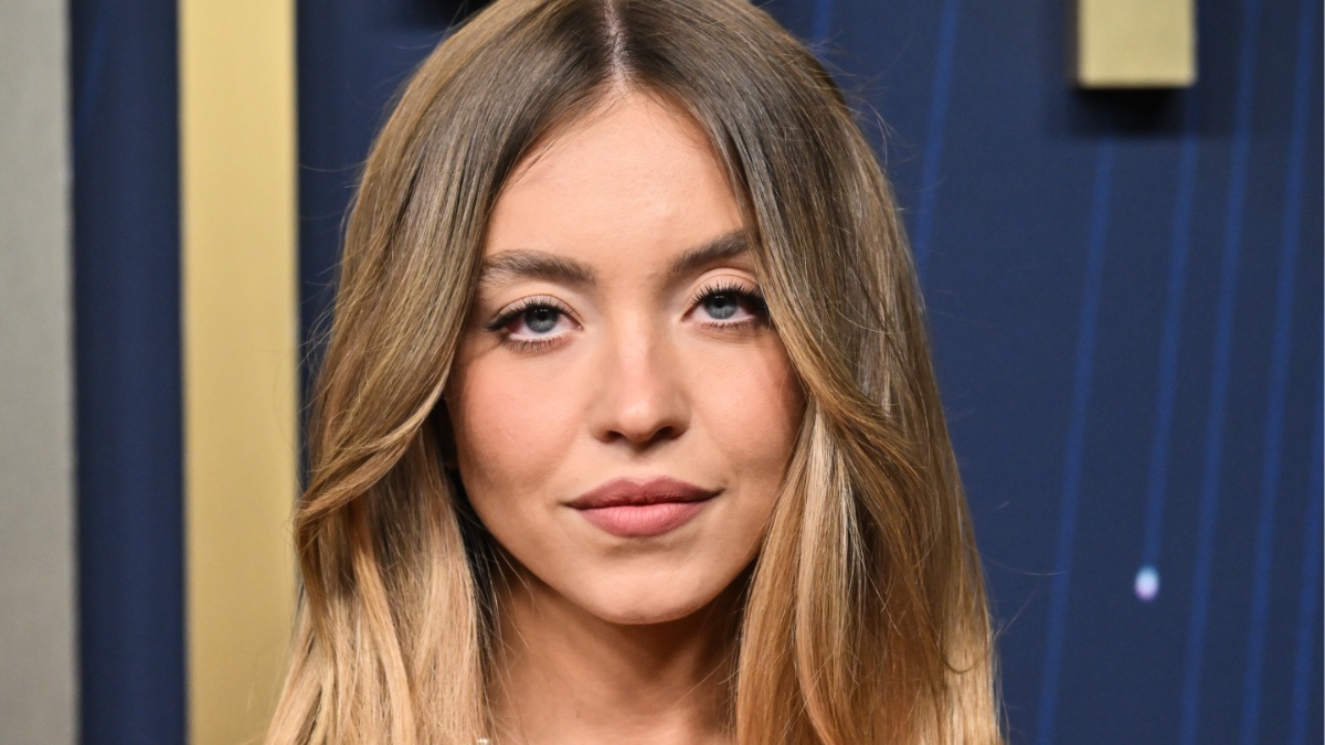 Sydney Sweeney’s 'Little Trip to Mars' Swimsuit Photos Will Make You Look Twice - Mandatory