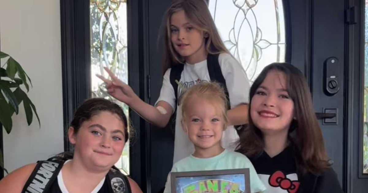 Megan Fox & Brian Austin Green’s Kids Appear in Rare Blended Family Photo - Mandatory