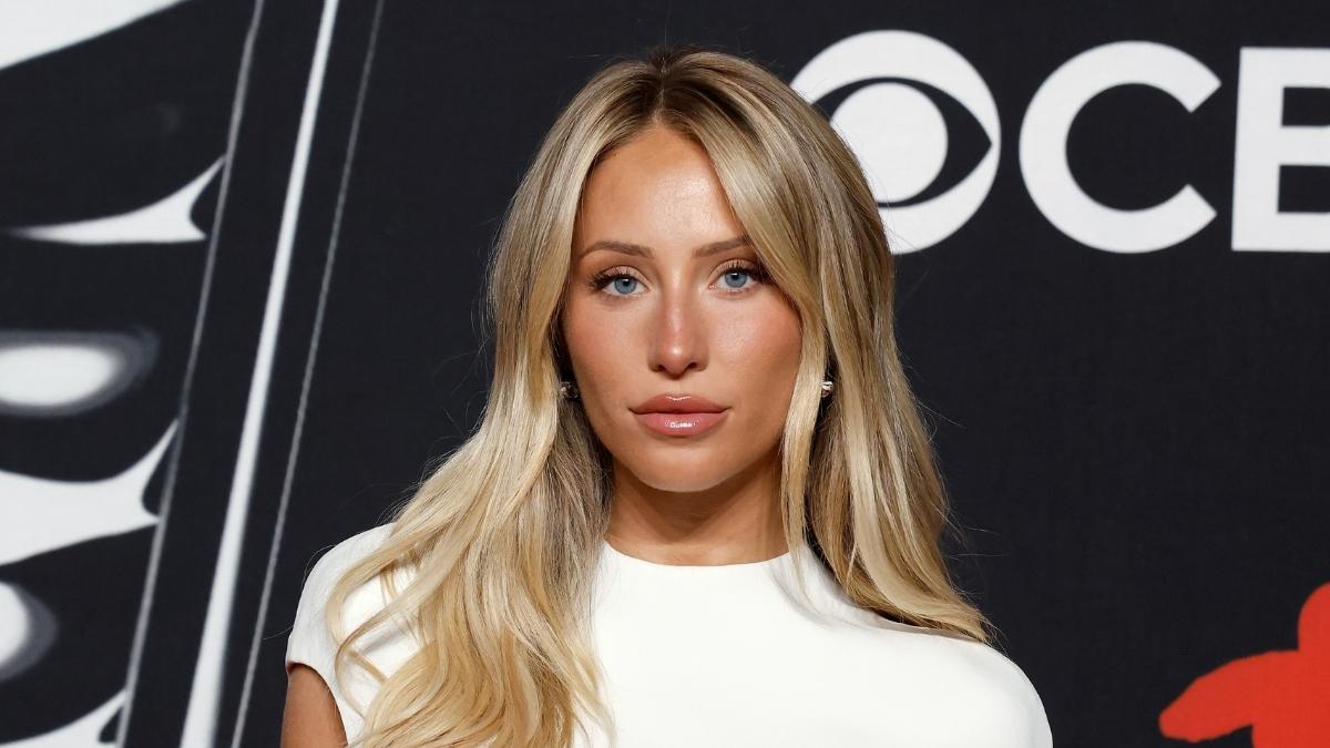 Alix Earle Shows Off Her DWTS Bruises: 'I Don’t Think I Can Walk ...