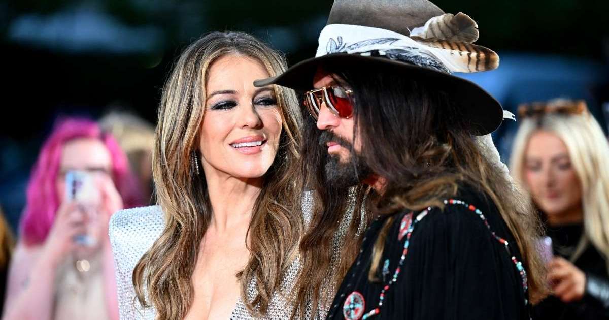 Billy Ray Cyrus’ Finances Not Enough To Give Elizabeth Hurley a ‘Good ...
