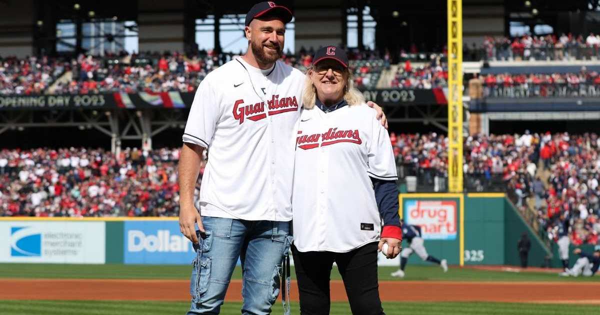 Travis Kelce's Mom Goes Viral After Sharing Taylor Swift 'Breeding ...