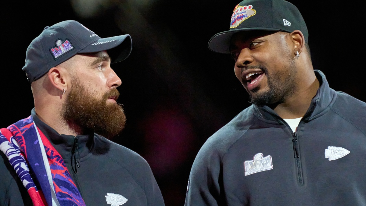 Chris Jones Says Travis Kelce Is 'Fierce Competitor' Amid Andy Reid Incident - Mandatory