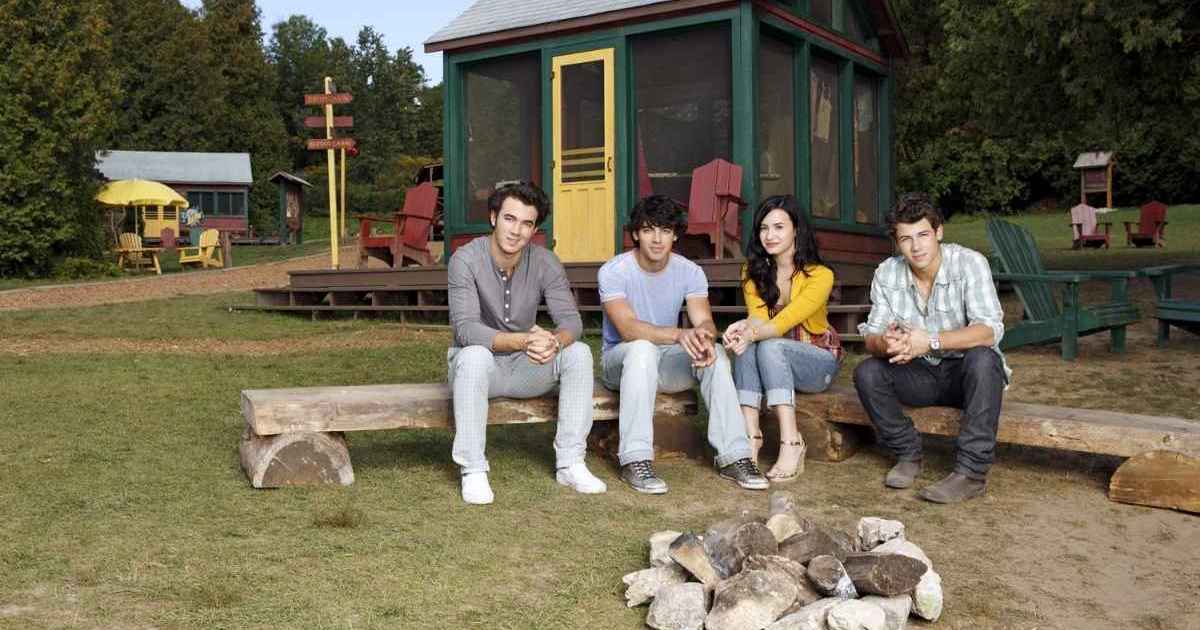 Camp Rock 3’s Jonas Brothers Play Shane, Nate and Jason Gray in New ...