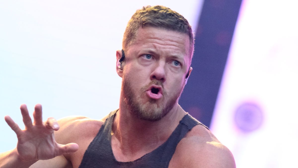 Dan Reynolds Shows off His Muscular Physique in Shirtless Look - Mandatory