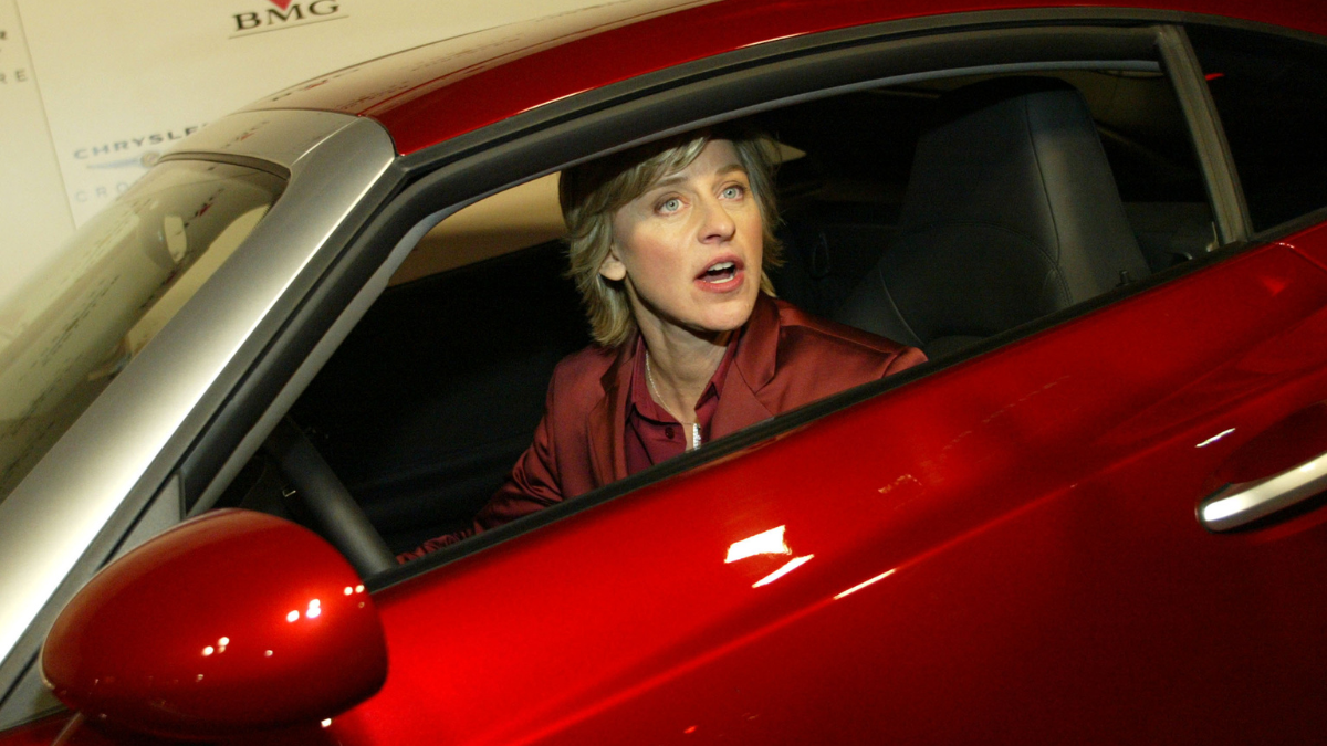 Ellen DeGeneres Faces Lawsuit Over Car Accident, Sources Say - Mandatory