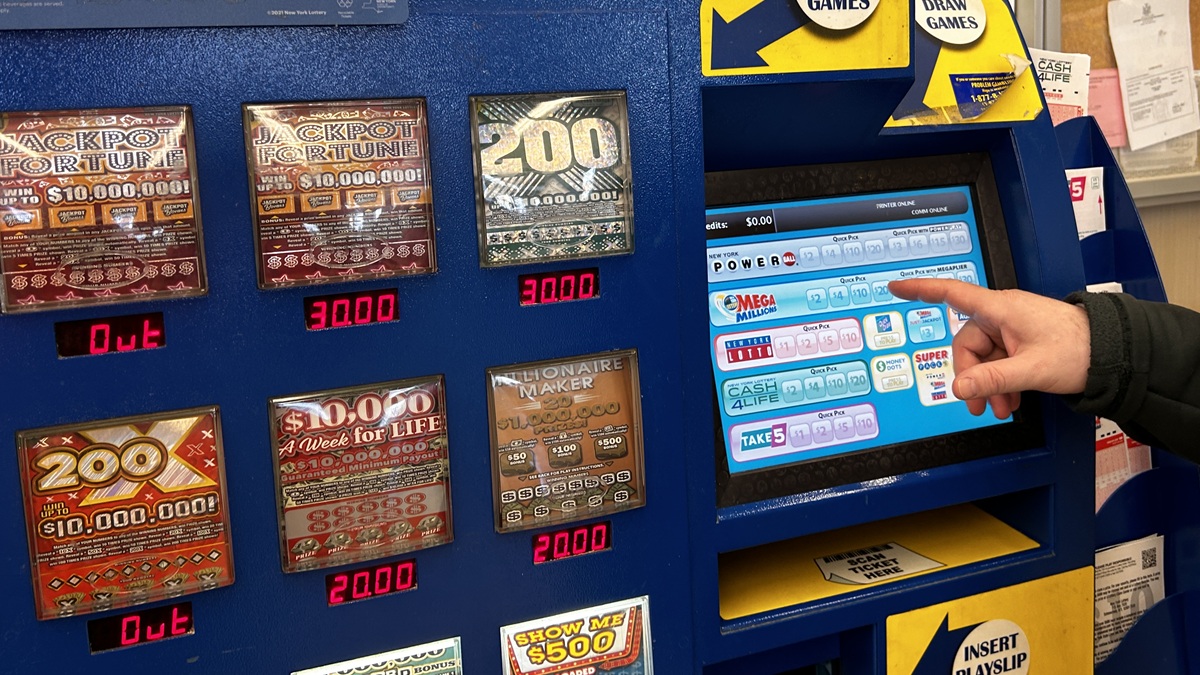 Lottery Winner Admits Being a 'Nervous Wreck' After Scratching Off $1.5 ...