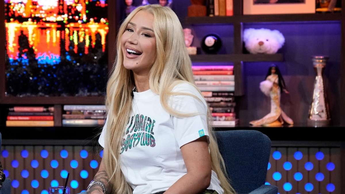 Iggy Azalea Makes Wild Threat to Neon Over Debt Repayment - Mandatory