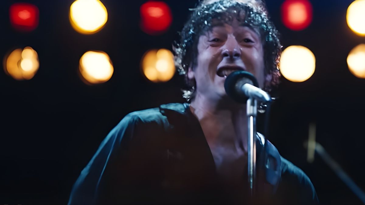 Jeremy Allen White Made Bruce Springsteen Wonder ‘When Did I Get That ...