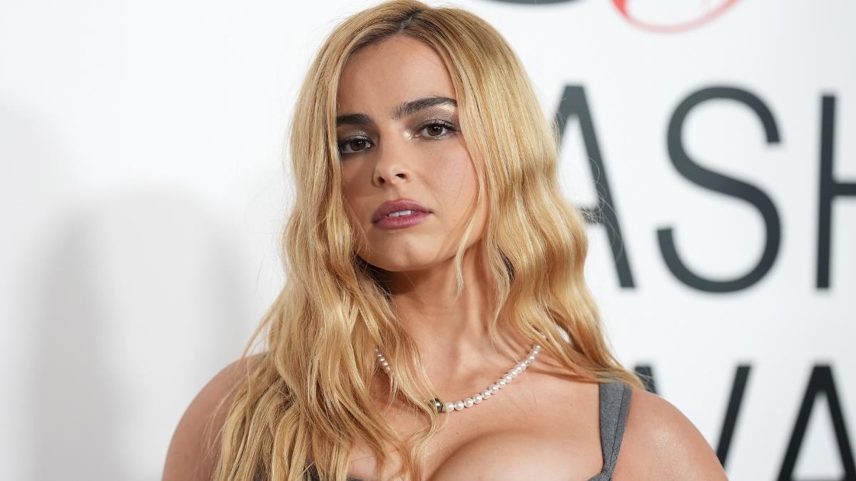 Addison Rae Wasn't Invited to Her Dad's Vegas Wedding - Mandatory