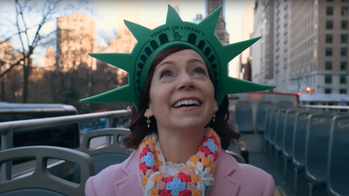 Elsbeth's Carrie Preston Recalls Julia Roberts' Warning Before Their ...