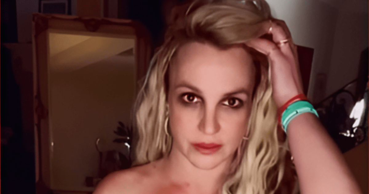 Britney Spears Shows Off Dance Moves in Strapless Polka Dot Dress