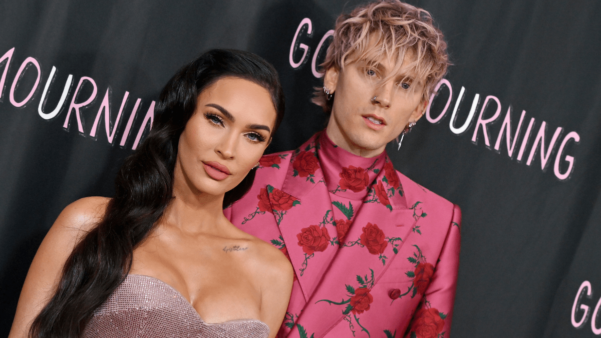 Megan Fox & Machine Gun Kelly ‘Act Like a Couple’ — Source - Mandatory