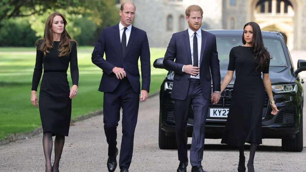 Prince William & Kate Middleton's Inner Circle Mocking Meghan Markle's ...