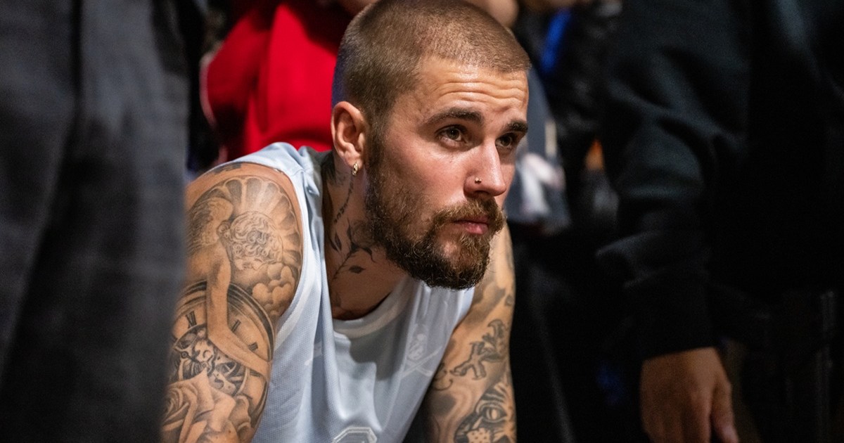 Justin Bieber Hints at ‘Being Put Down’ for Sharing Things - Mandatory