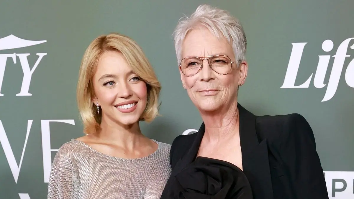 Jamie Lee Curtis' Reaction to Sydney Sweeney's Silver Dress Goes Viral ...