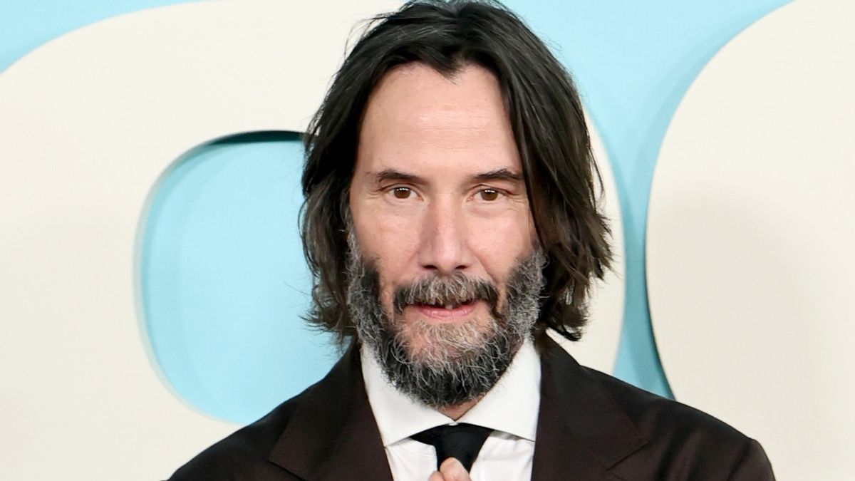 Keanu Reeves 'Not Good' on Talk Shows, Claims Veteran Comedian - Mandatory