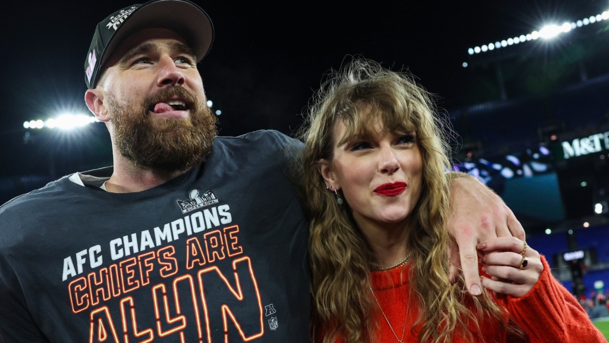 Travis Kelce Breaks Into Taylor Swift’s Viral Dance After Historic TD ...