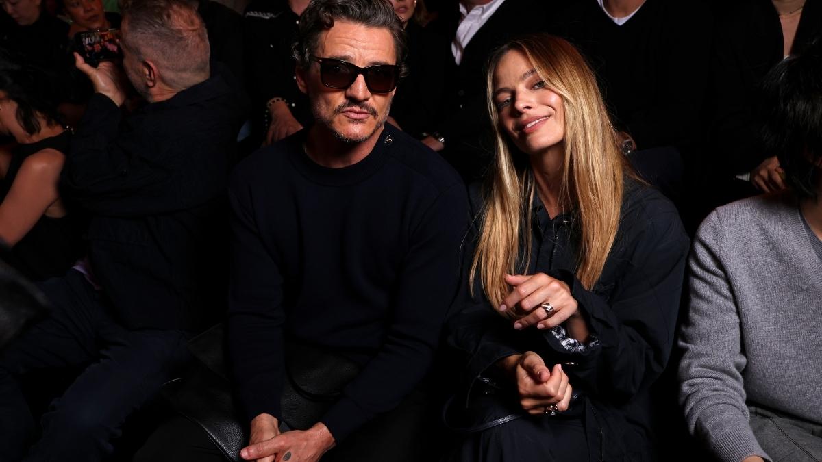 Margot Robbie & Pedro Pascal’s Photos Have Fans ‘Falling to Their Knees ...