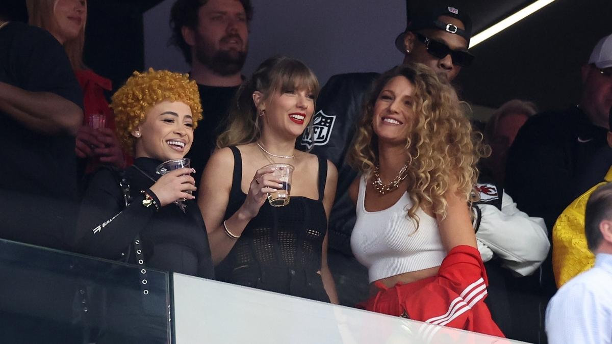 Taylor Swift Defends Blake Lively With ‘Cancelled’ Lyrics, Fans Claim ...