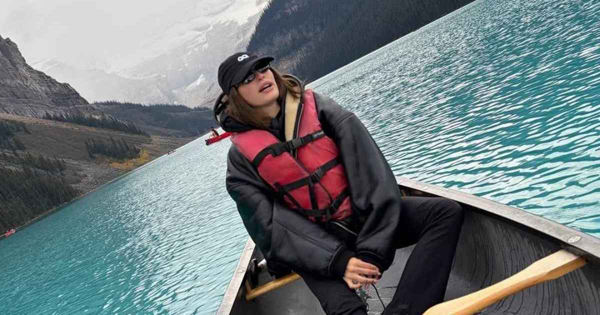 Hailey Bieber's Canada Trip Photos Provide a Moment of Calm - Mandatory