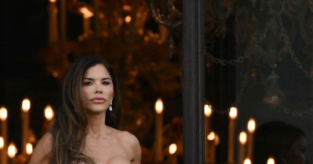 Lauren Sanchez Bezos' Sheer Mini Dress Steals the Spotlight - Mandatory