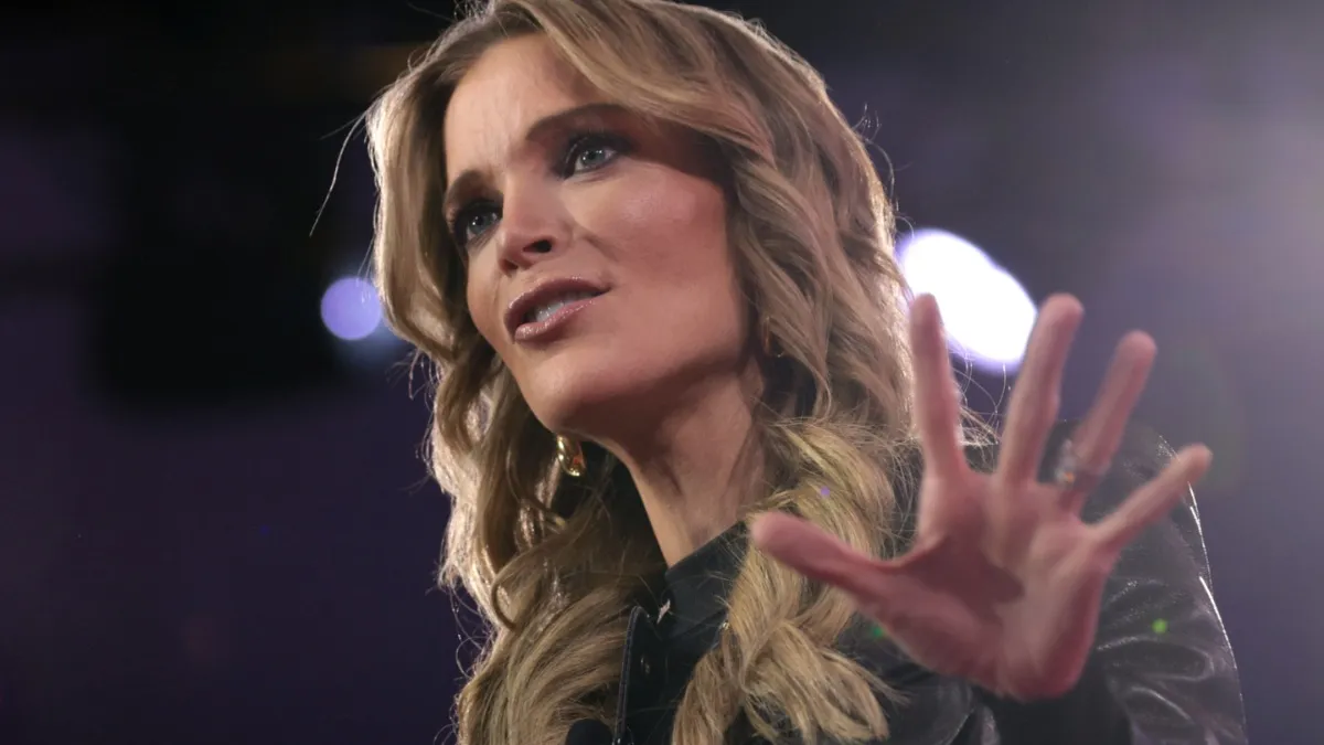 Jamie Lee Curtis Blasted for ‘Dishonest’ Charlie Kirk Walk-Back by ...