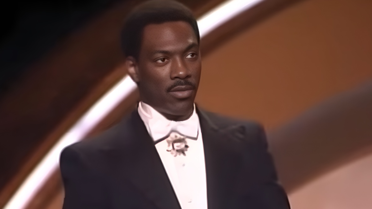 Eddie Murphy on What Robbin Williams Asked Before Critical Oscar Speech ...
