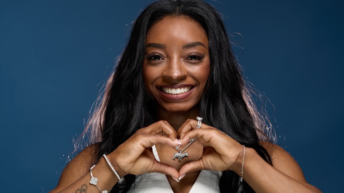 Simone Biles Reveals 'Big Flaw' She Fixed on Her Face With Surgery ...