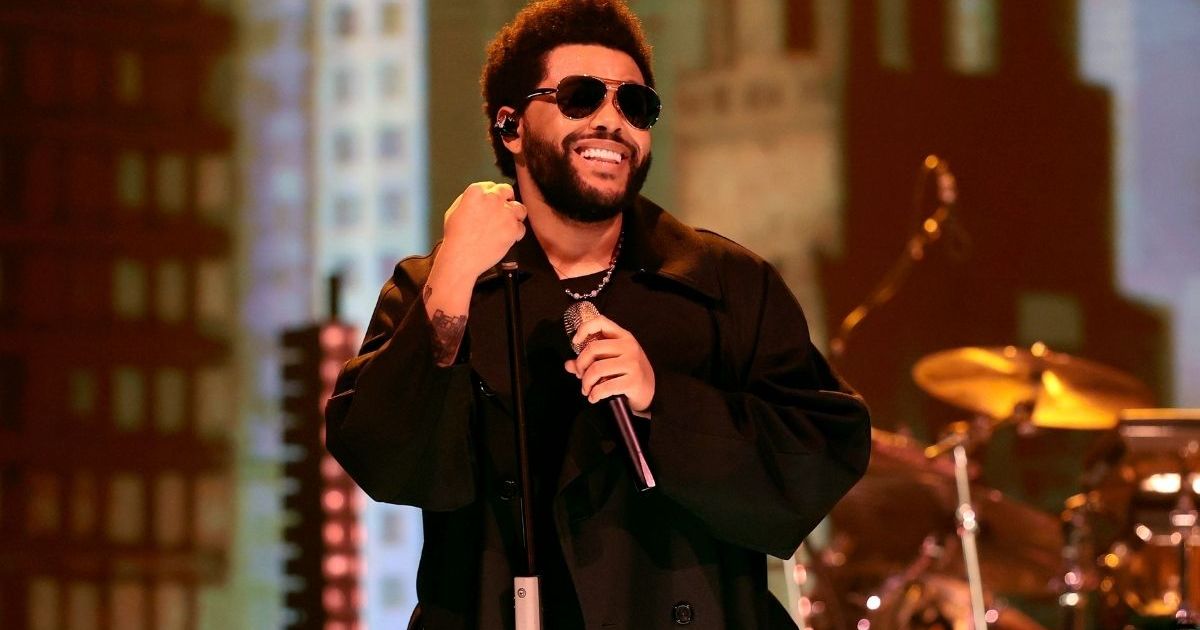 The Weeknd Makes History As Tour Grosses $1 Billion - Mandatory