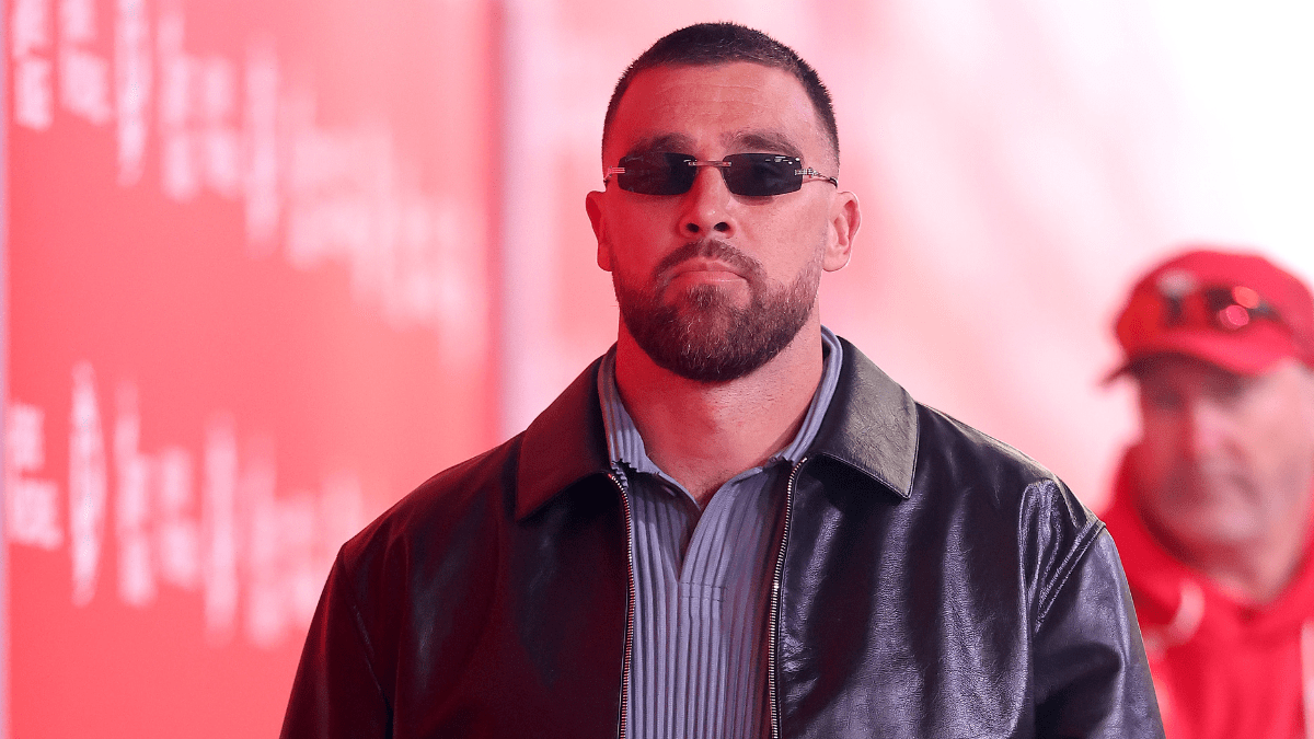 Travis Kelce Gets Stamp of Approval From Taylor Swift's Mom - Mandatory